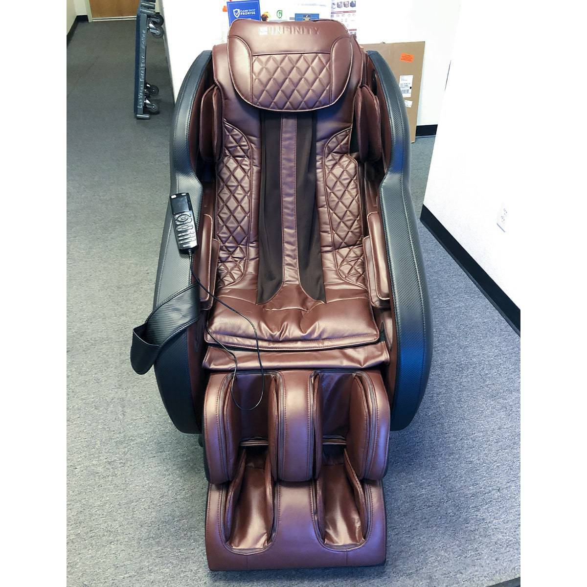 Infinity Aura Massage Chair | Floor Model Closeout | MassageChairPlanet.com